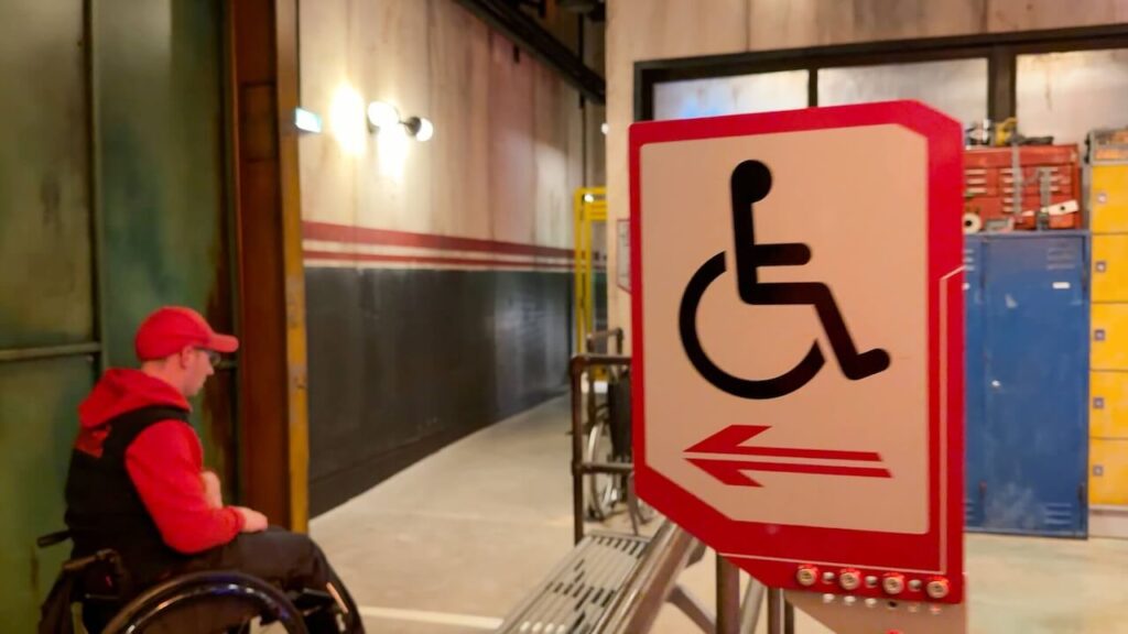 Magie ohne Barrieren: Der Guide zu den Disneyland Paris Priority Card ...